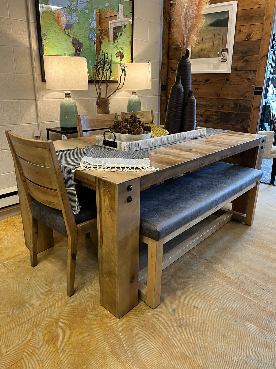 Canadel Loft 6 Piece Set with bench – Mason’s Cloverdale Home Furnishings